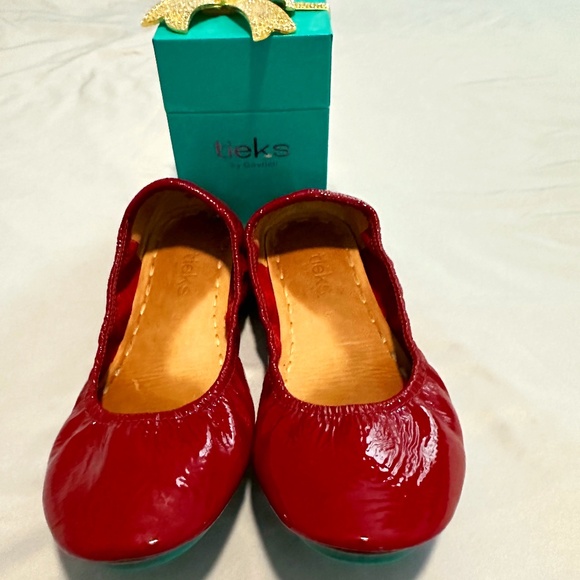 Tieks | Shoes | Tieks Ballet Flats Shoes Ruby Red Patent Leather Womens ...